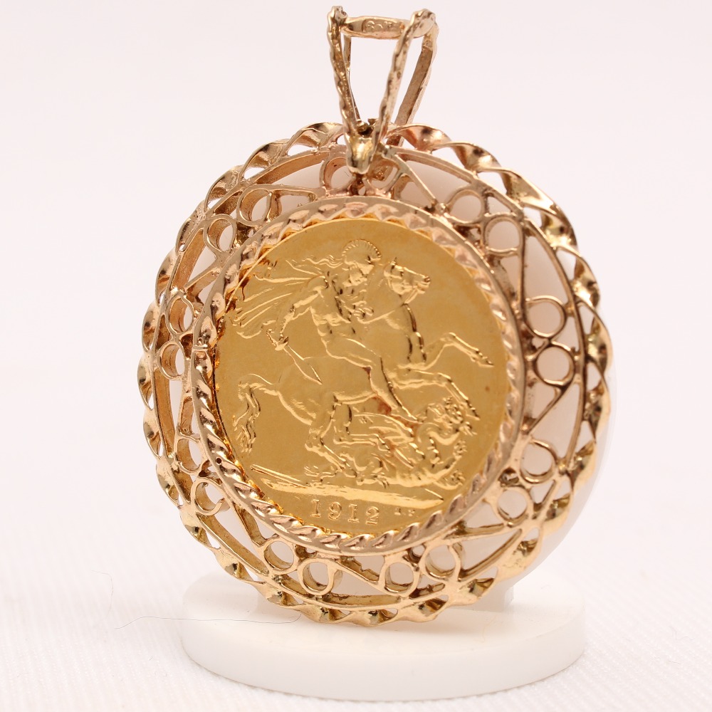 Used Unbranded 1912 George V Full Sovereign Coin Mounted in 9ct Yellow ...